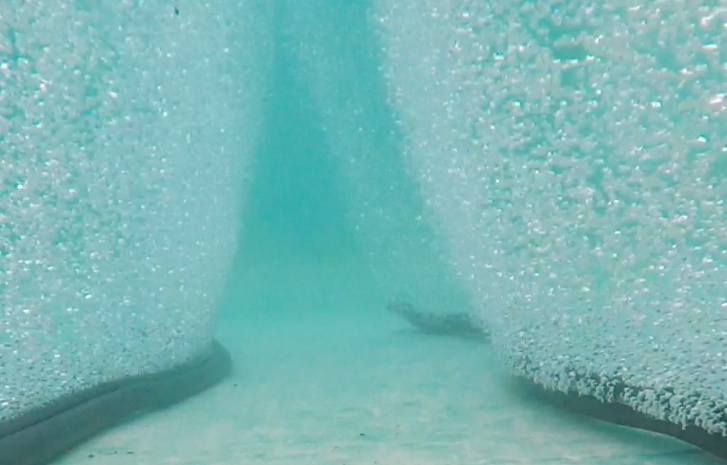 Bubble Curtains with Bubble Tubing - Canadian Pond